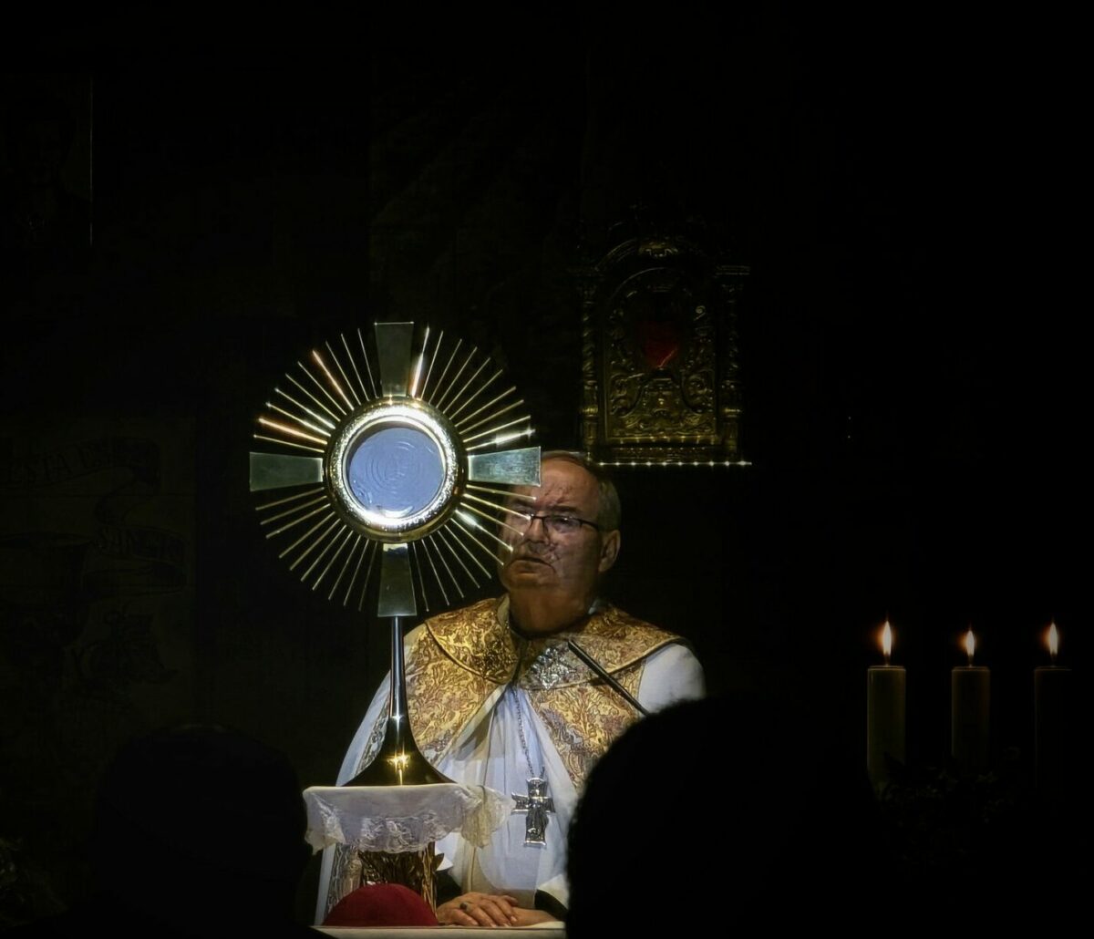 "Necesitamos maestros de oración. Es lo más necesario y urgente de ...